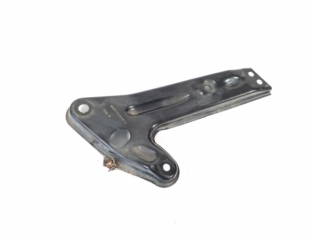 Used Mercedes Benz R-Class Front cross member bracket A2516280614