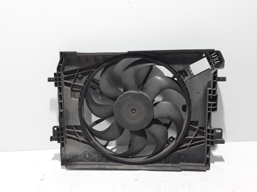 Used RENAULT Captur Cooling fan 214816812R