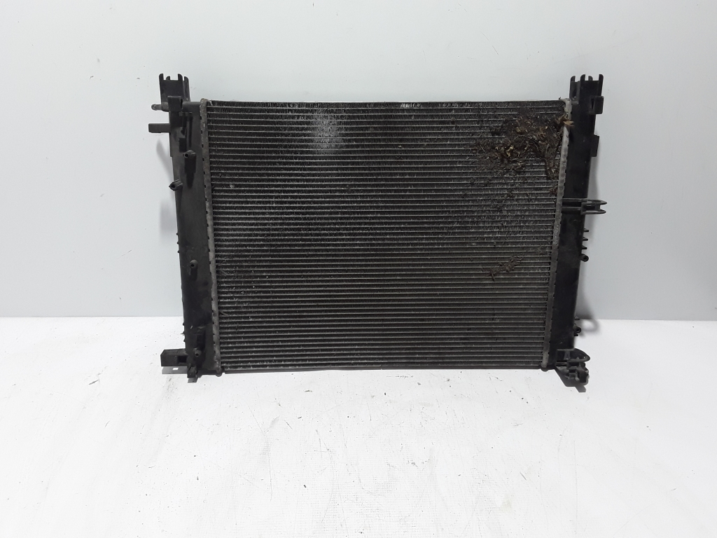 Used RENAULT Captur Cooling radiator 214100078R