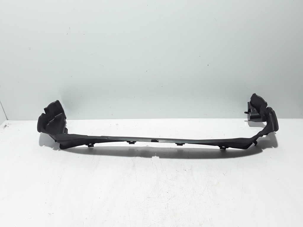 Naudotas VOLVO XC60 Oro nukreipėjas aušinimo radiatoriaus 31455212