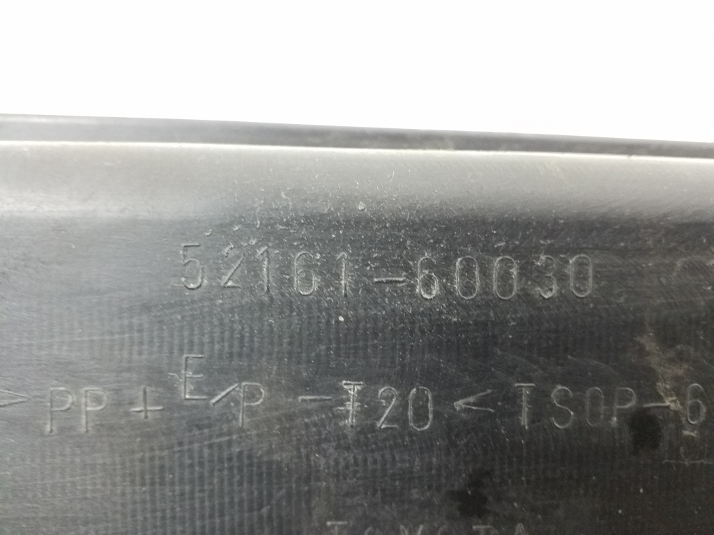 Naudotas TOYOTA Land Cruiser Galinės panelės vidinė apdaila 5216160030