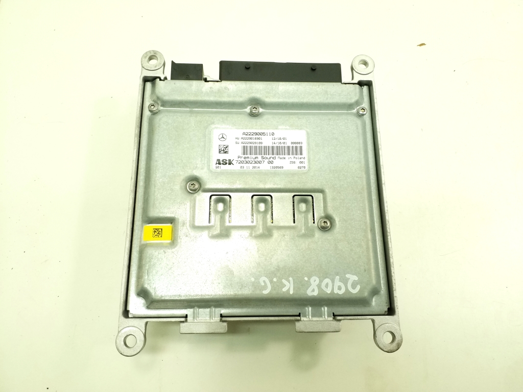 Used Mercedes Benz S-Class Audio hardware amplifier A2229005110