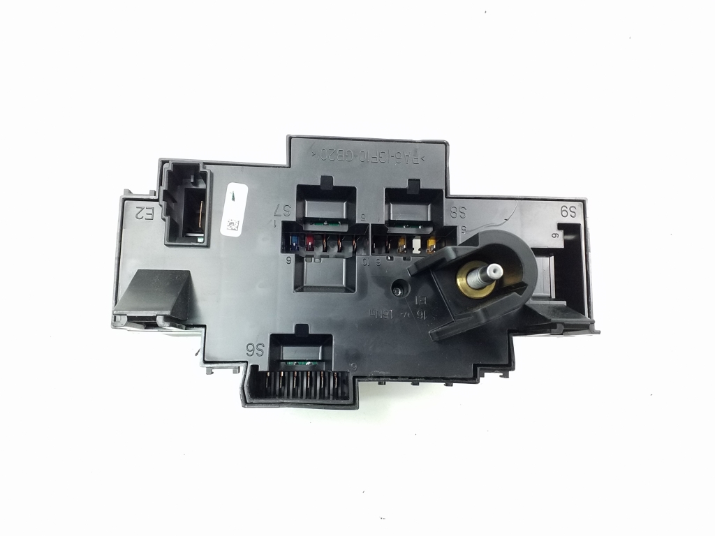 Used Mercedes Benz S-Class Fuse block holder under the hood A2229063302