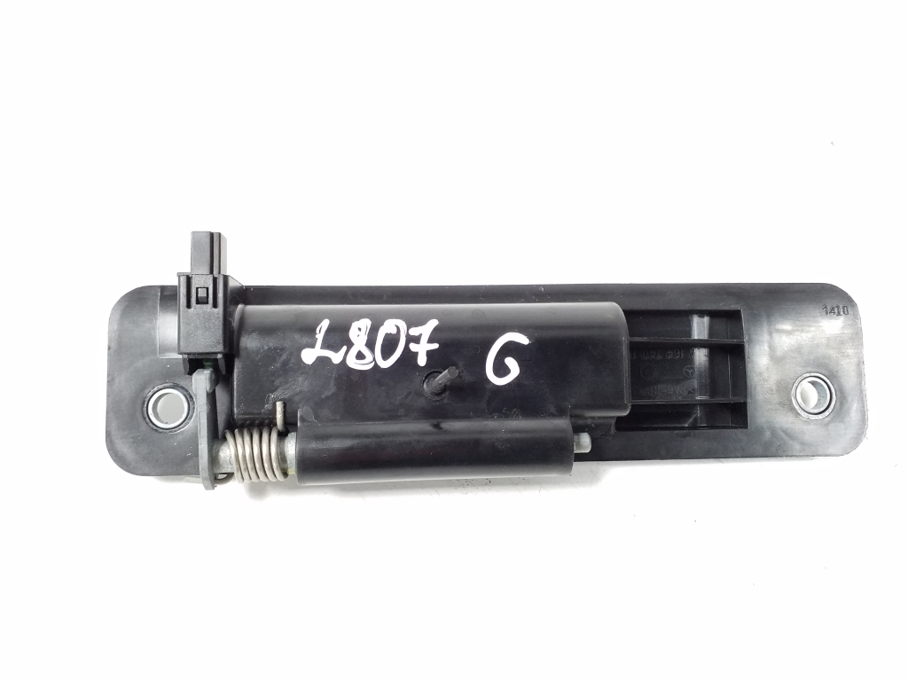 Used Mercedes Benz R-Class Outer boot handle A1647401193