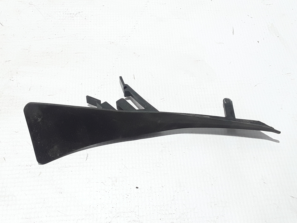 Used VOLVO XC60 Other part of the front wing 32219167