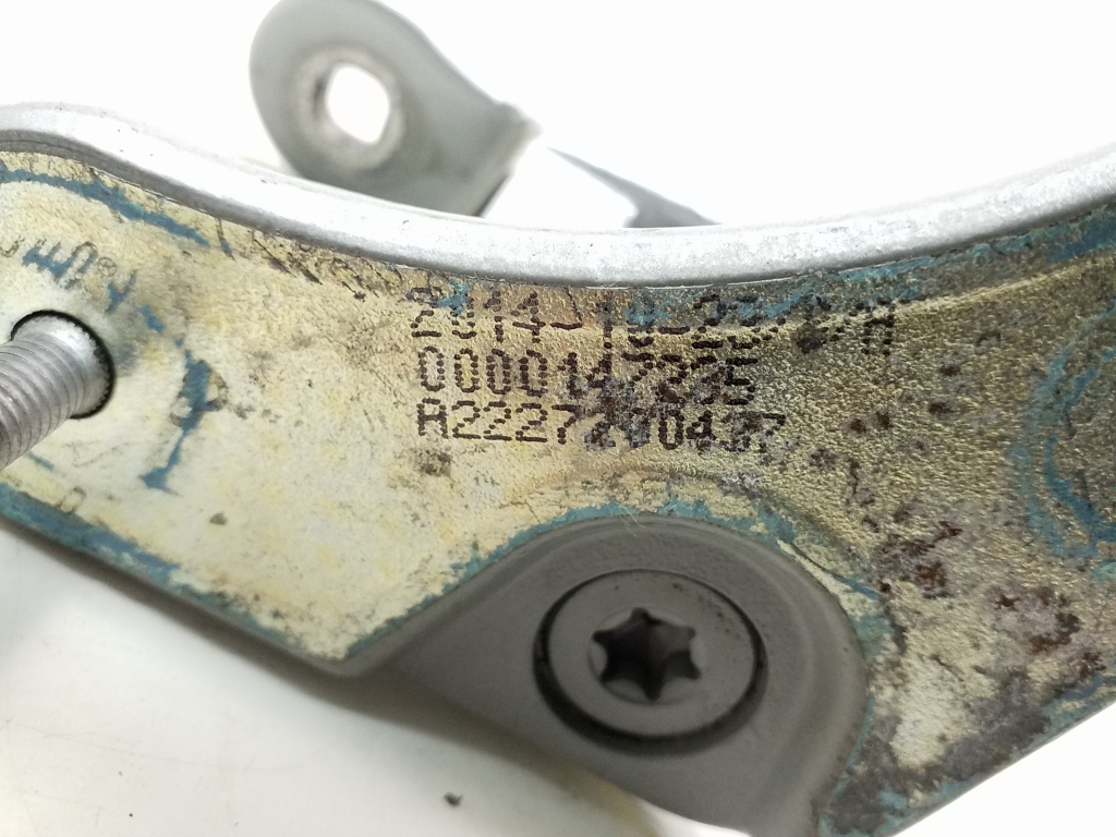 Naudotas Mercedes Benz S-Class Priekinių durų apatinis vyris A2227200437