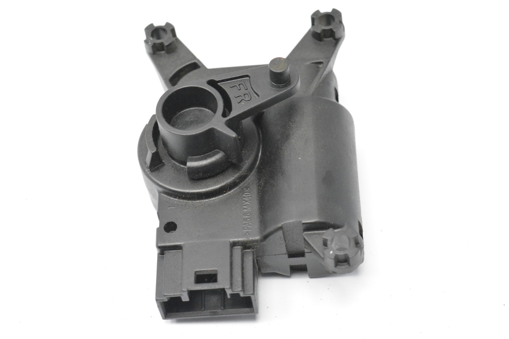 Used Volkswagen Touareg Cabin shoulder motor 52411483