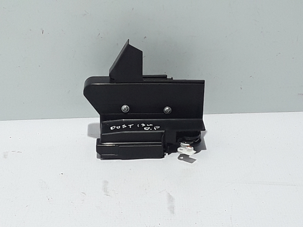 Used Dacia Duster Front door lock 805024778R