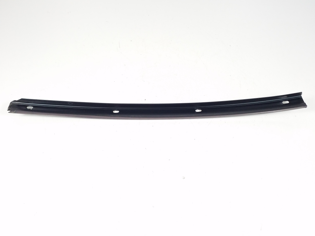 Naudotas Mercedes Benz SL-Class Priekinio stiklo statrmsčio juosta ...