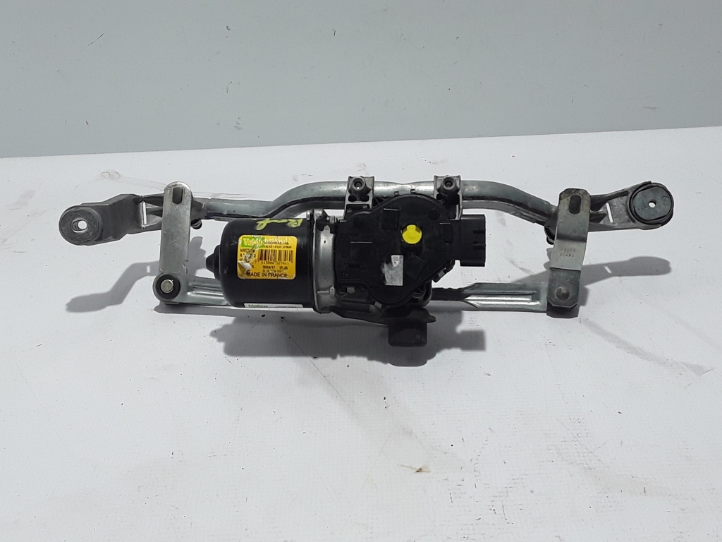 Used RENAULT Clio Windshield wiper mechanism 288004542R