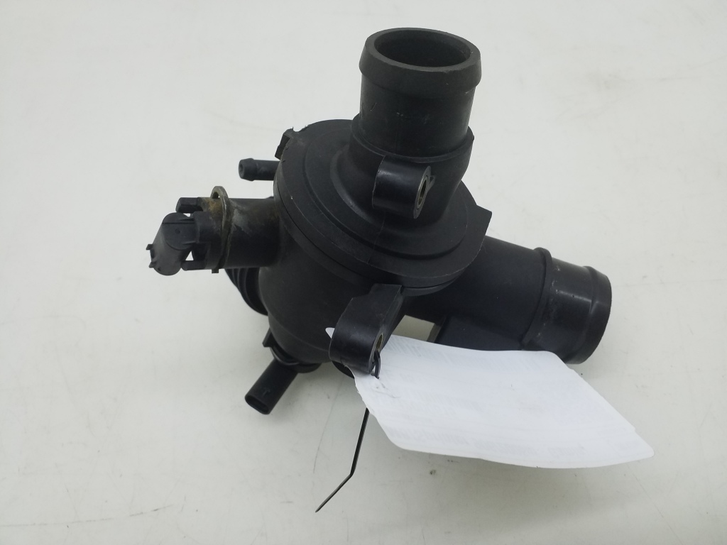 Naudotas Mercedes Benz Sprinter Termostatas ir jo detalės A6512000615