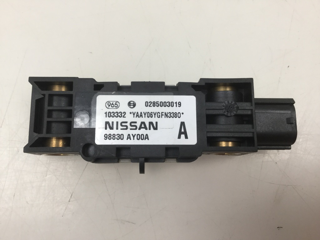 Used NISSAN Micra Airbag sensor 9883AY00A