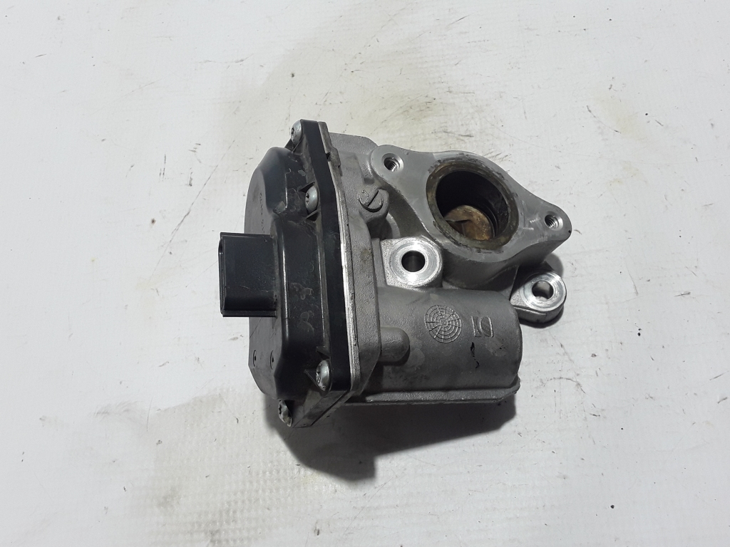 Used RENAULT Kangoo EGR valve 147109913R