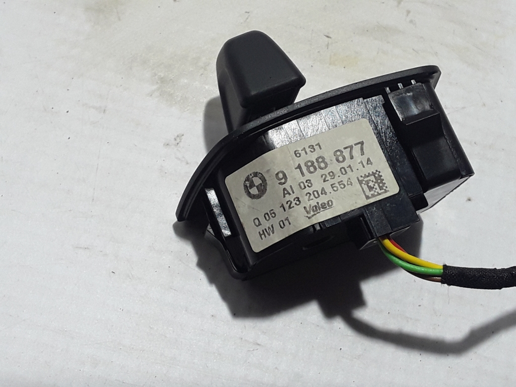 Used BMW 5 SERIES Steering wheel adjustment switch 9188877