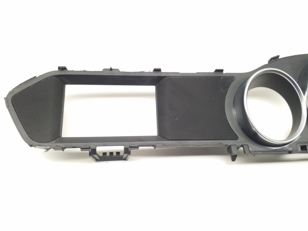 Used Mercedes Benz C-Class Dashboard trim A2046890339