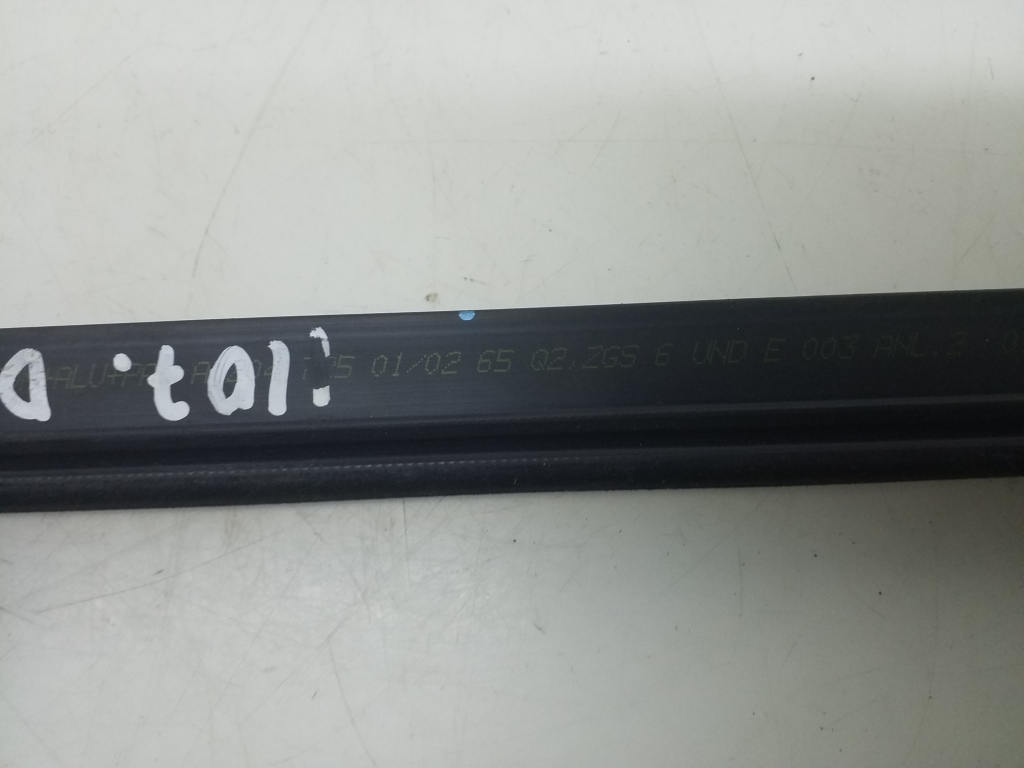 MERCEDES-BENZ C-Class W204/S204/C204 (2004-2015) Front Left Door Panel ...