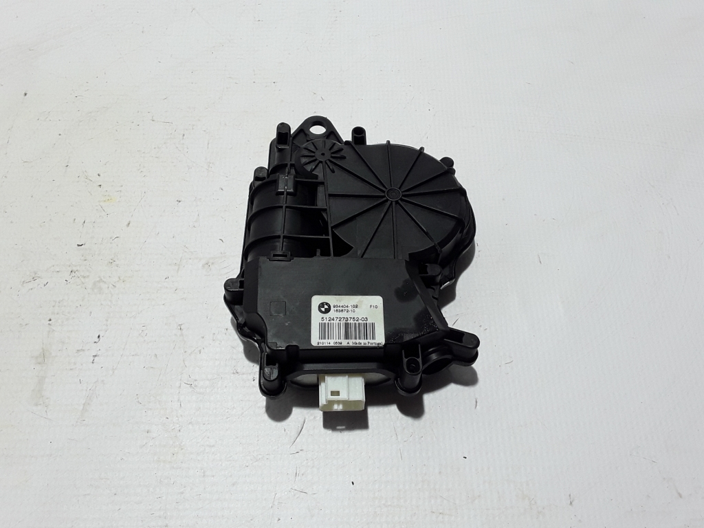 Used BMW 5 SERIES Trunk lid electric retractor 51247273752
