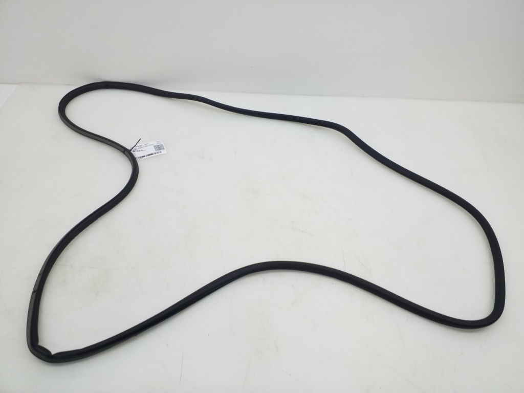 Used Mercedes Benz C-Class Rear side door sealing rubber A2047271187