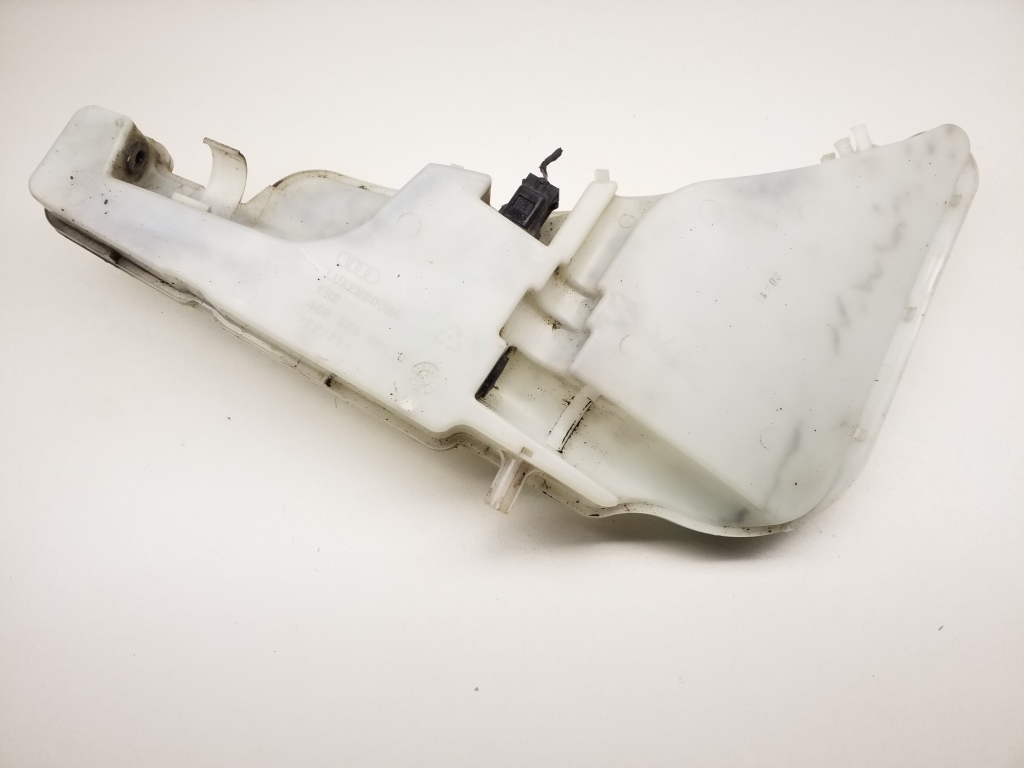 Used AUDI A6 Windscreen washer tank front 4g8955451d