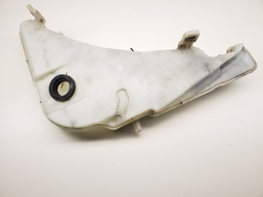 Used AUDI A6 Windscreen washer tank front 4g8955451d