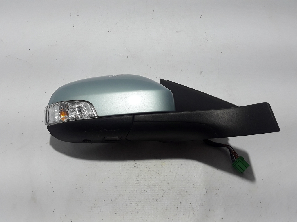 Used VOLVO V70 Side mirror and its details