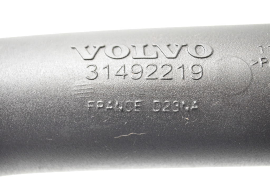 Naudotas VOLVO XC90 Interkulerio žarna 31492219