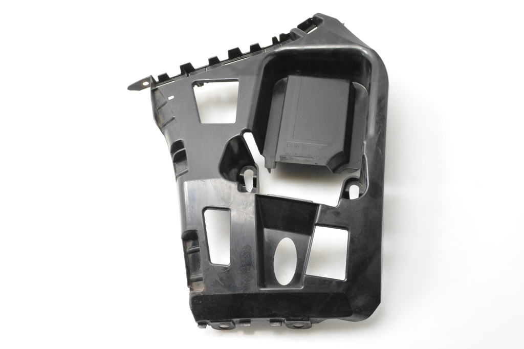 Used BMW 1 SERIES Rear bumper bracket 7240955