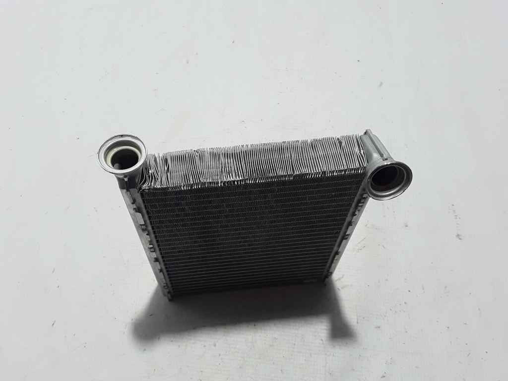 Used RENAULT Megane Interior shoulder radiator 271154677R