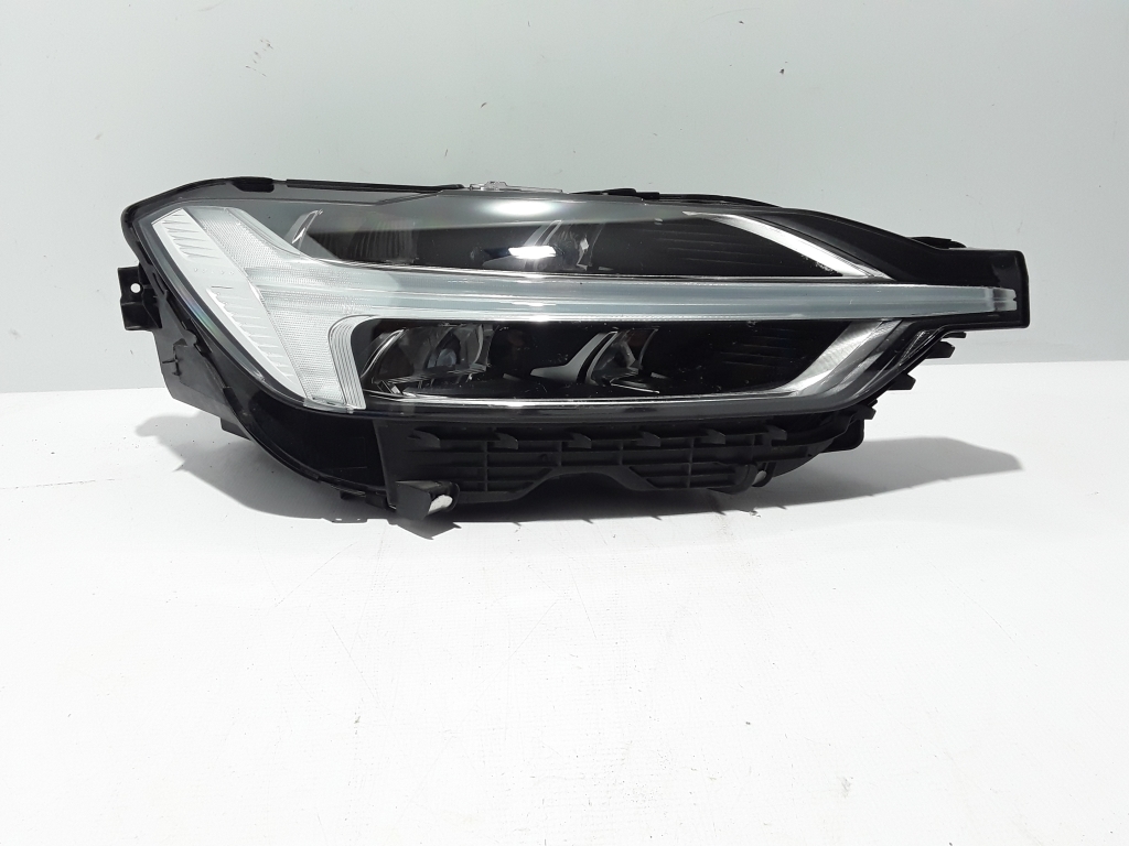 Used VOLVO XC60 Headlights 31420418