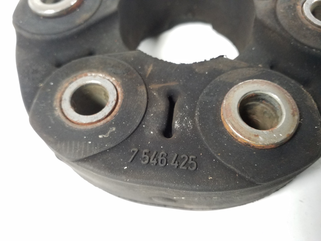 Used BMW 1 SERIES Cardan shaft rubber connection 7546425