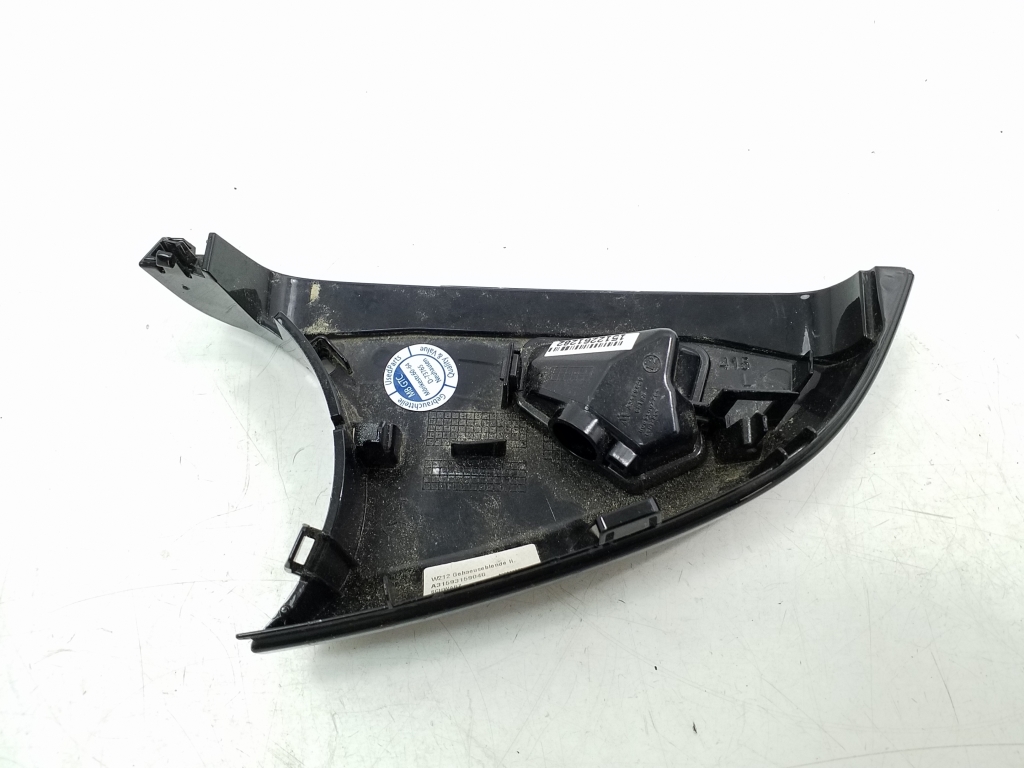 Used Mercedes Benz E-Class Another detail of the side mirror A2128100015