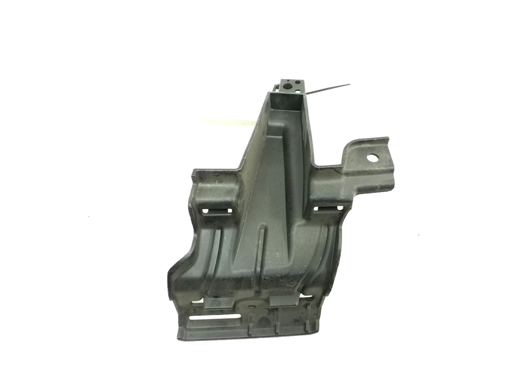 Naudotas Mercedes Benz CLS-Class Galinio bamperio laikiklis A2188852614