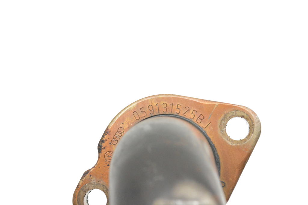 Used AUDI Q7 EGR valve pipe 059131525BJ