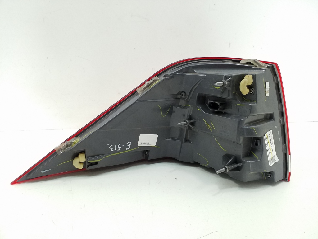 Used Mercedes Benz ML-Class Rear corner lamp A1669065801