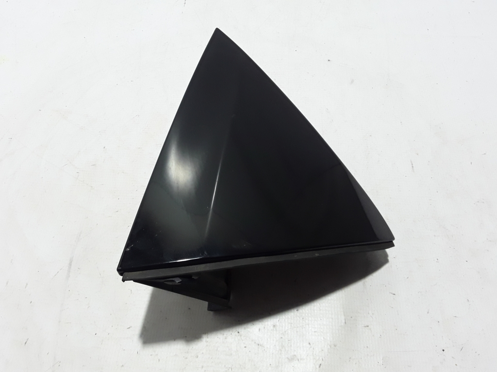 Naudotas Chrysler Pacifica Galinio kampinio žibinto apdaila 68227308AC