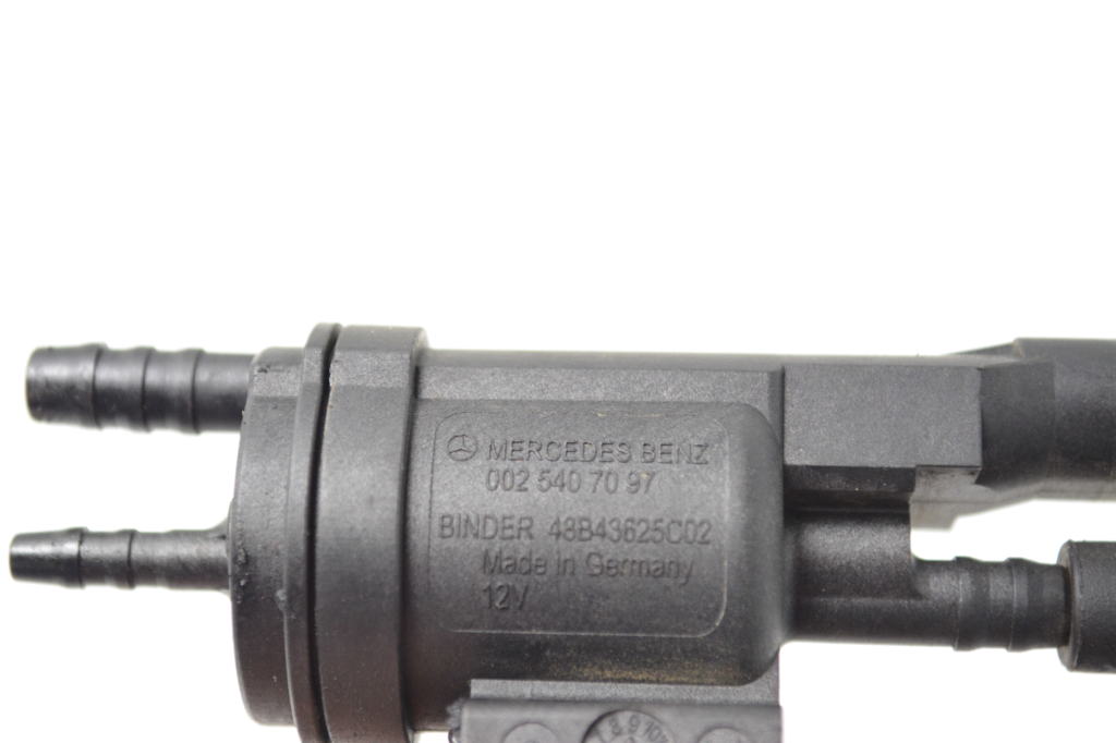 Used Mercedes Benz C-Class The sensor is different A0025407097