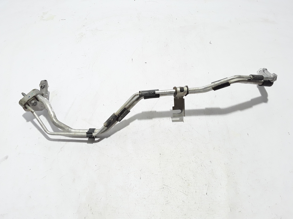 Used Chrysler Pacifica Hose for air conditioning 68322290AA