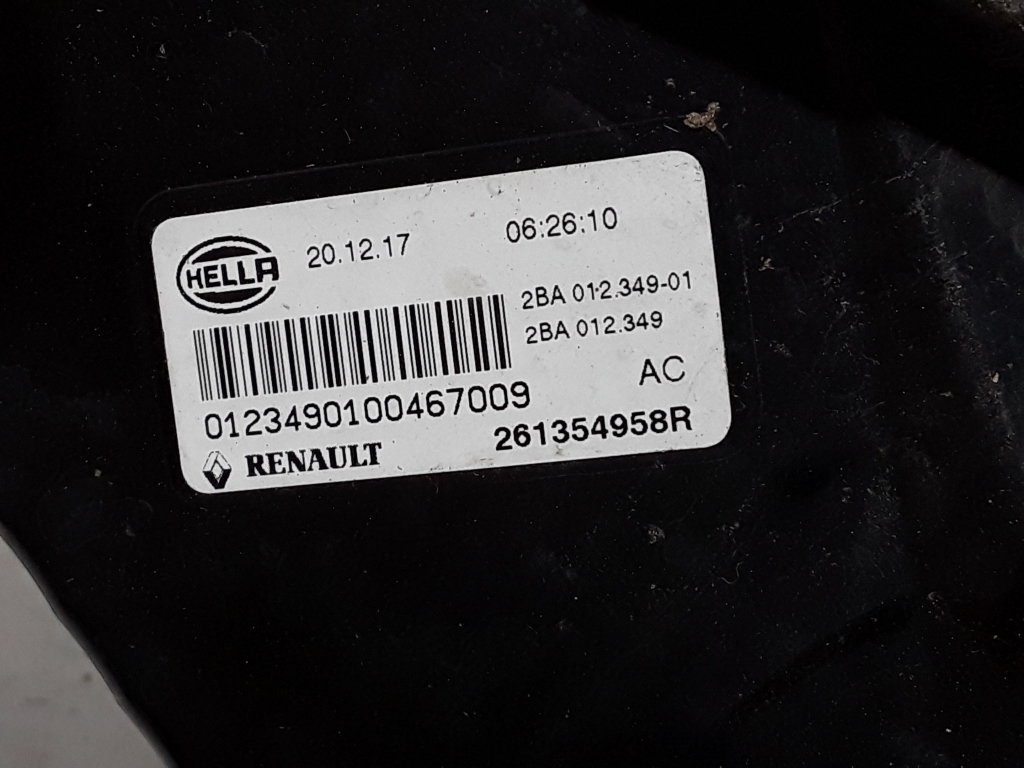 Used RENAULT Megane Front bumper fog lamp 261354958R