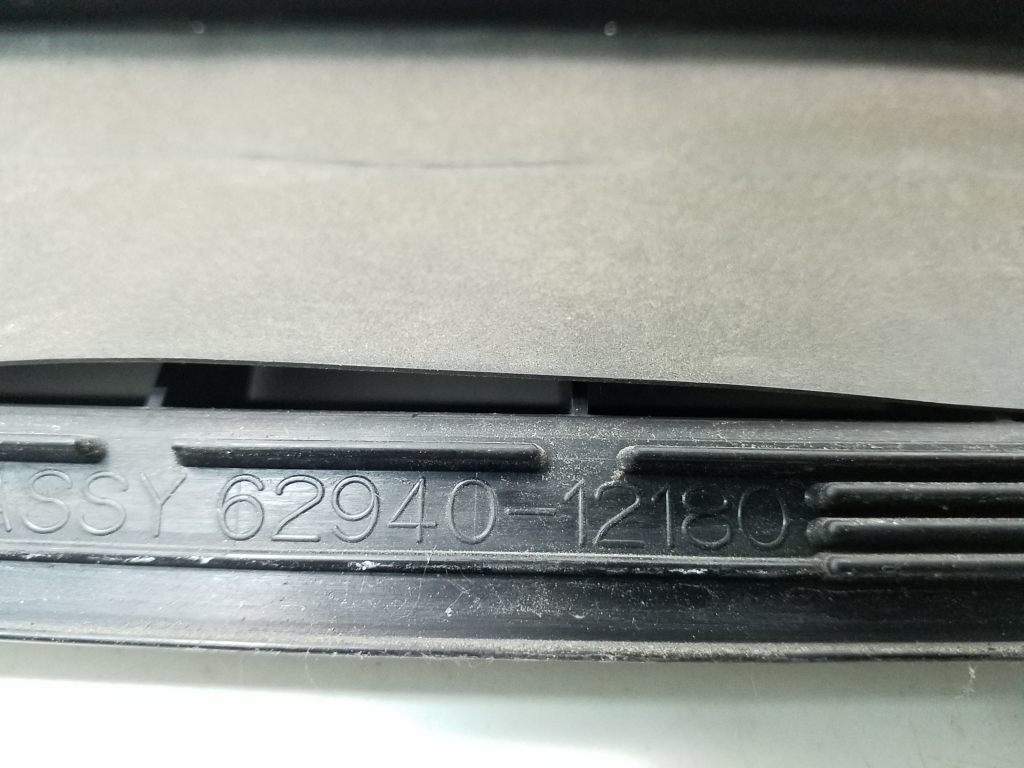 Used TOYOTA RAV 4 Rear wing ventilation grille 6294012180