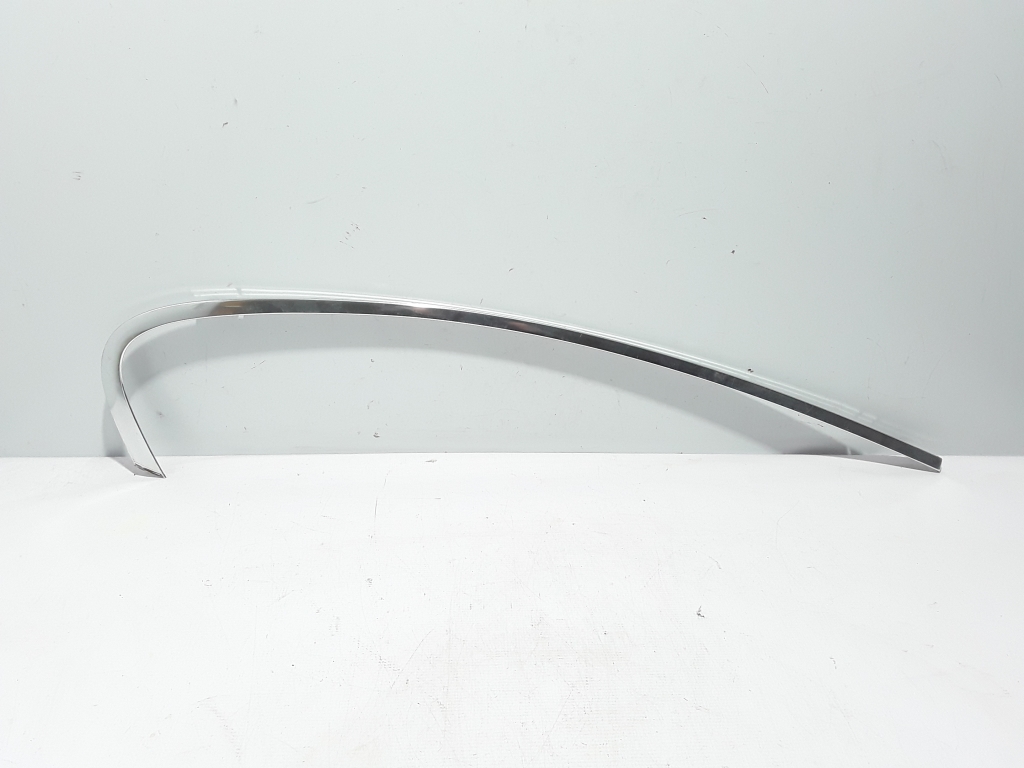 Naudotas BMW 5 SERIES Galinių šoninių durų juostelė prie stiklo išorinė ...