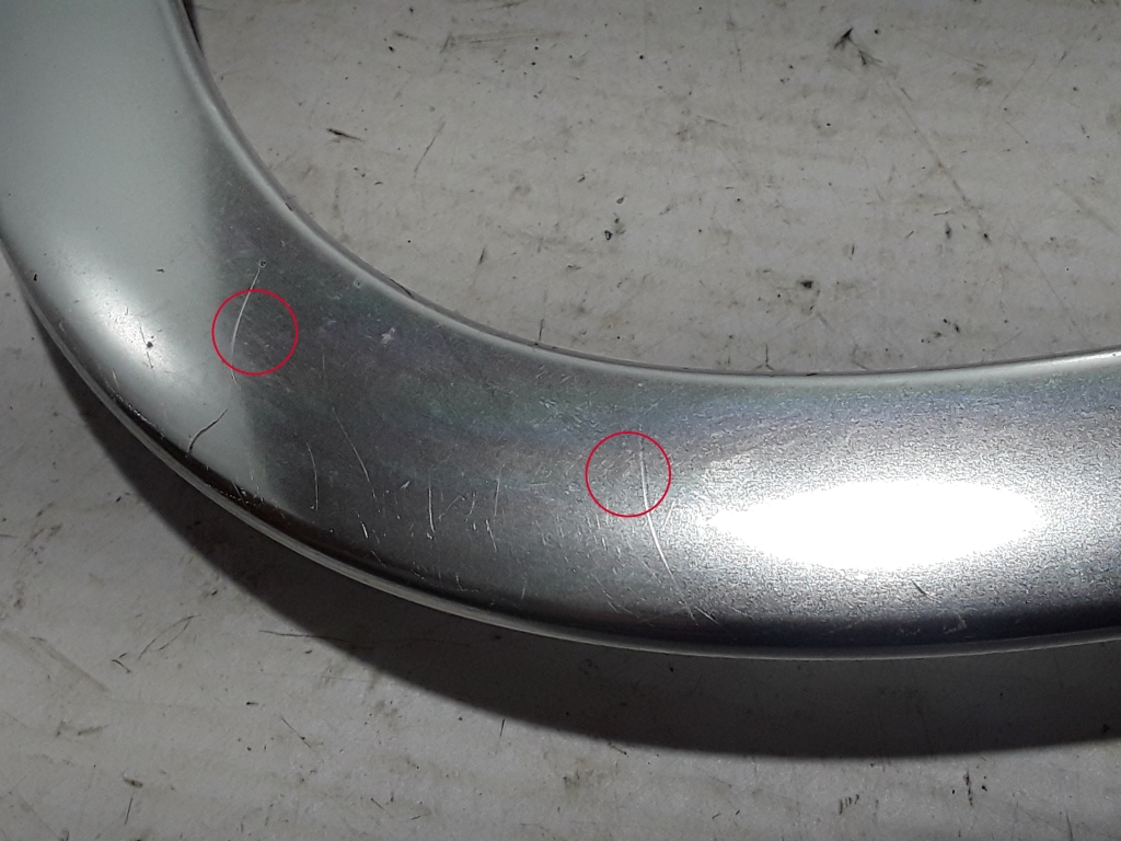 Naudotas BMW 5 SERIES Galinių šoninių durų juostelė prie stiklo išorinė ...