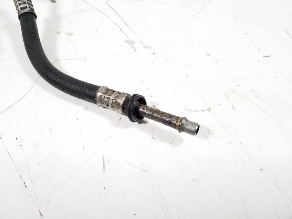 Used Mercedes Benz ML-Class Gearbox cooling hose A1645001872