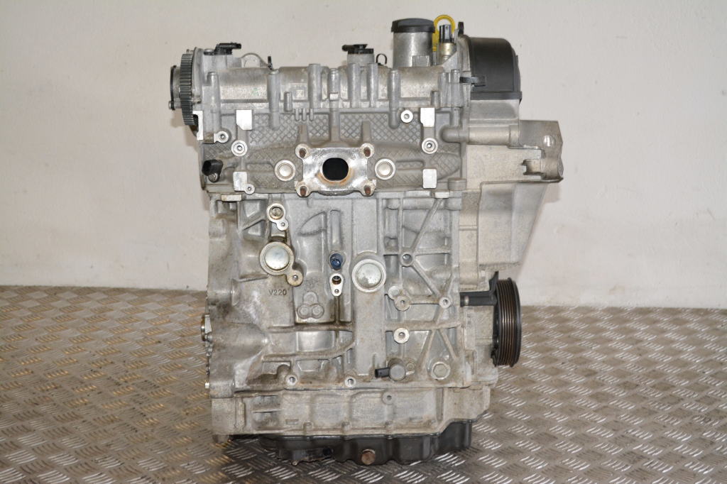 Used Volkswagen Golf Engine CZD