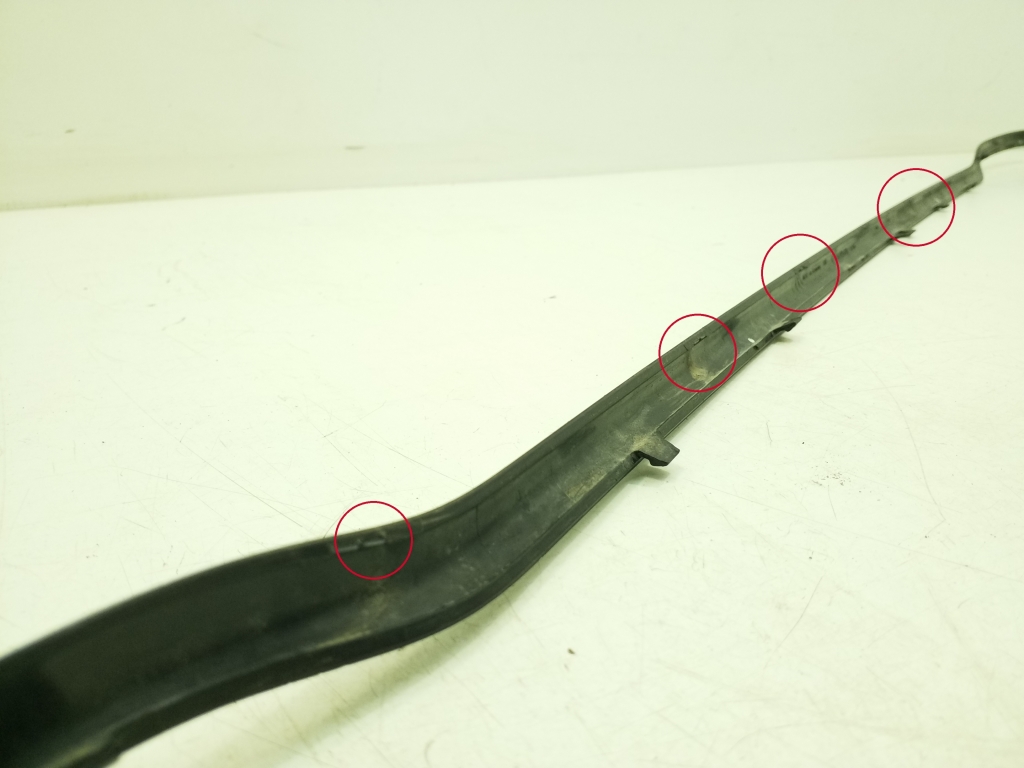 Used Mercedes Benz E-Class Other detail of the rear bumper A2138850321