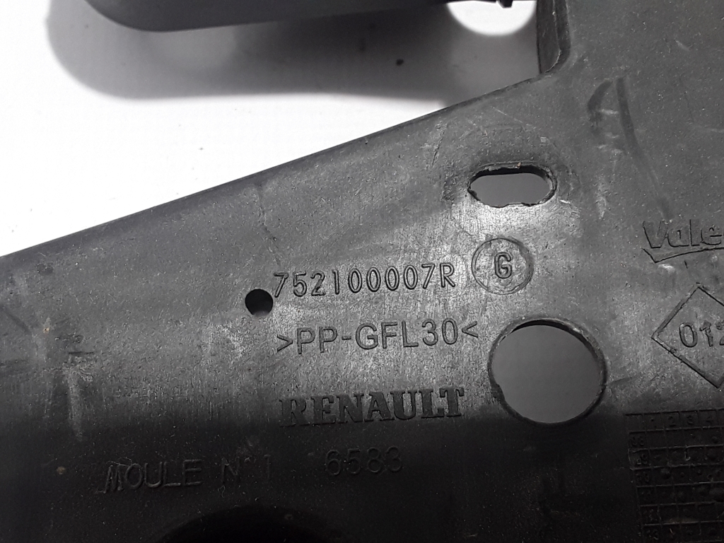 Naudotas RENAULT Scenic Priekinis rėmas ir jo detalės 752100007R