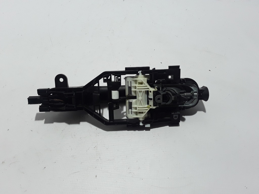 Used VOLVO XC60 Front door external opening handle and its details