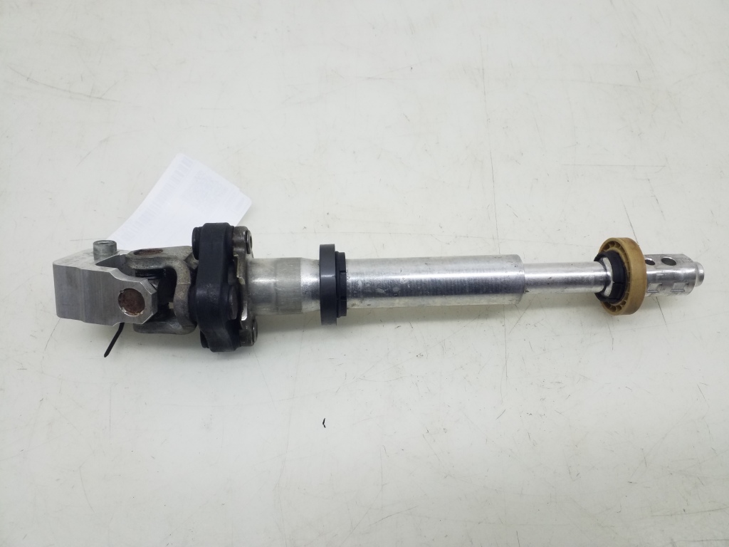 Used Mercedes Benz C-Class Steering wheel cross A2044620378