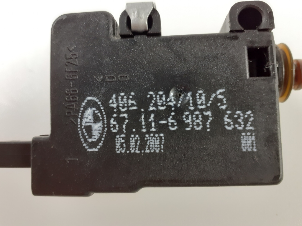 Used BMW 3 SERIES Fuel filler cap lock 67116987632