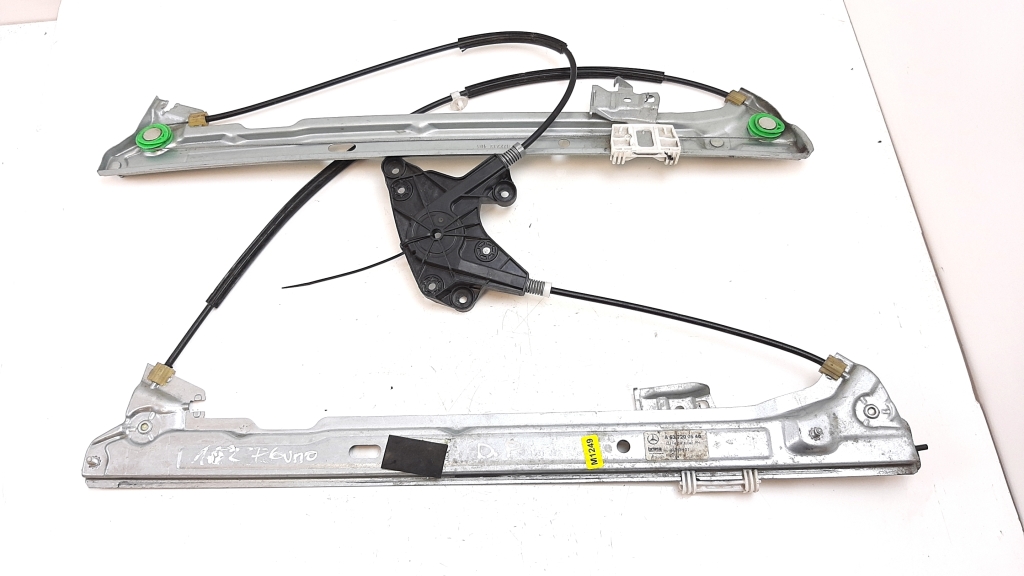 Used Mercedes Benz Vito Front door window lifter A6397200546