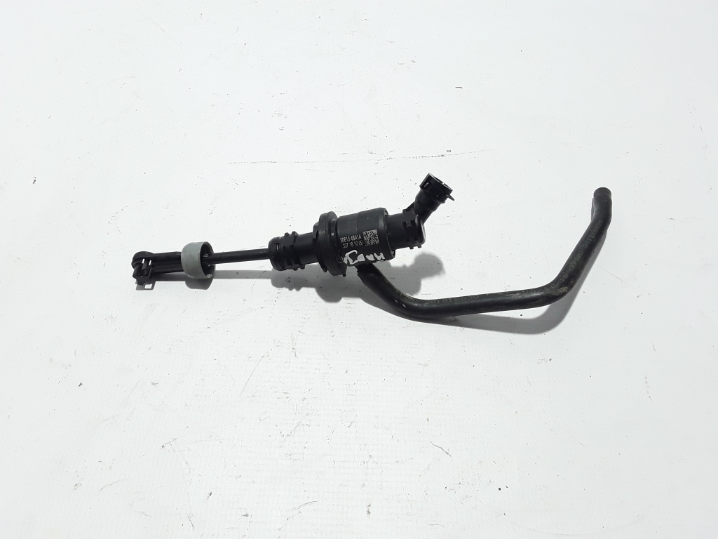 Used RENAULT Kadjar Clutch cylinder working 306104BA1A